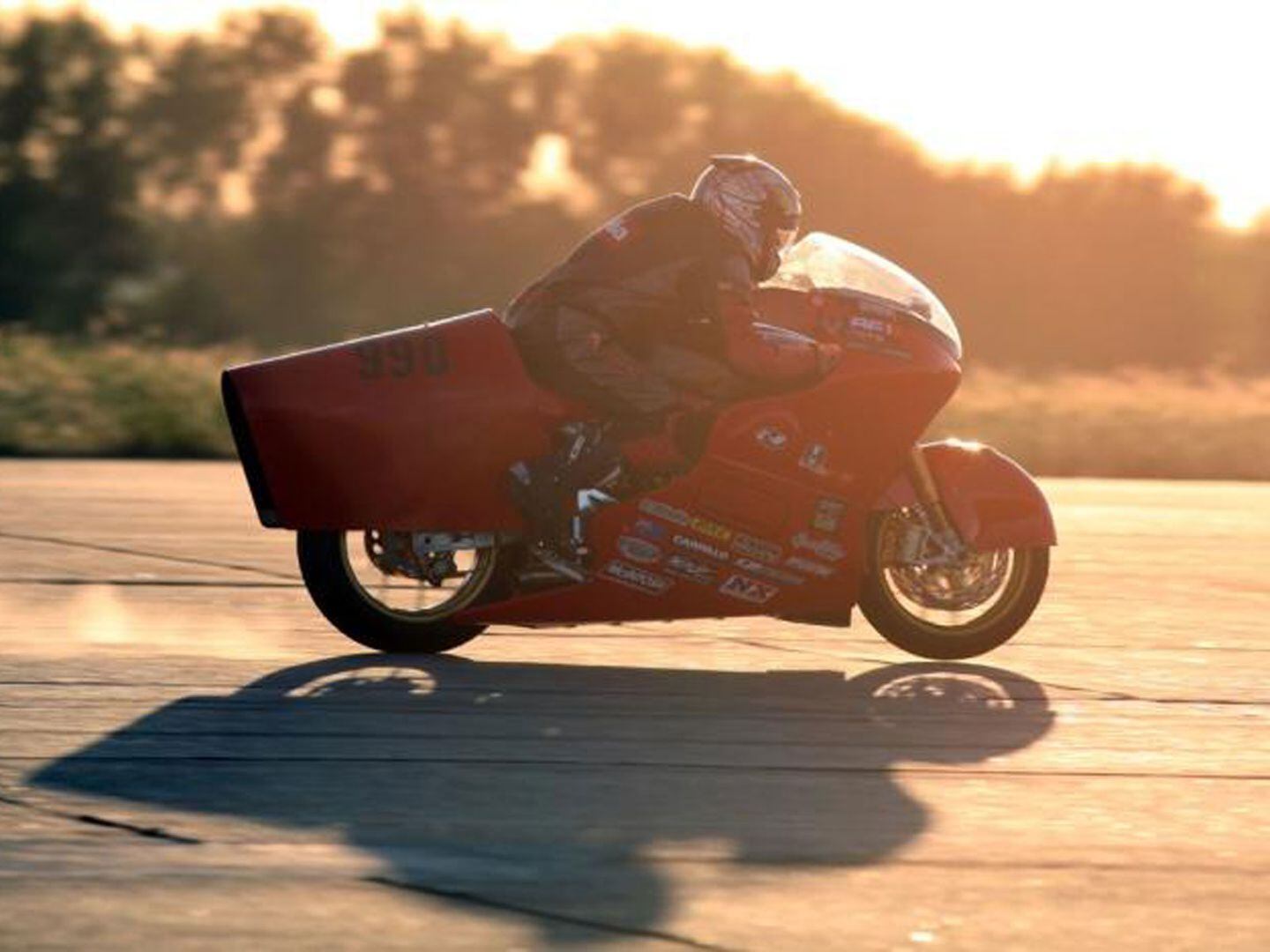 Team Punisher Puts Aprilia in 200 MPH Club | Motorcyclist
