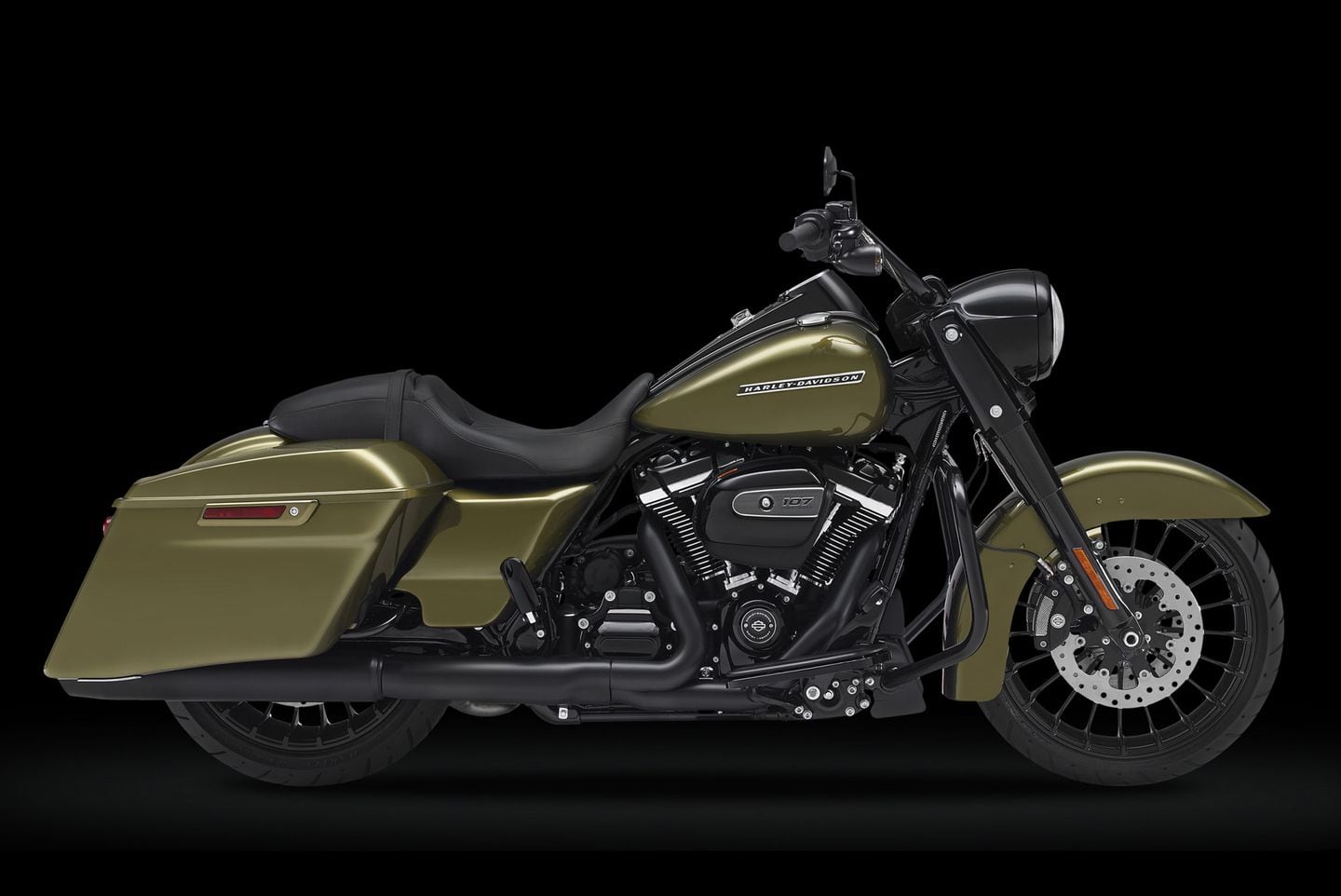 2017 Harley-Davidson Road King Special First Look | Motorcyclist