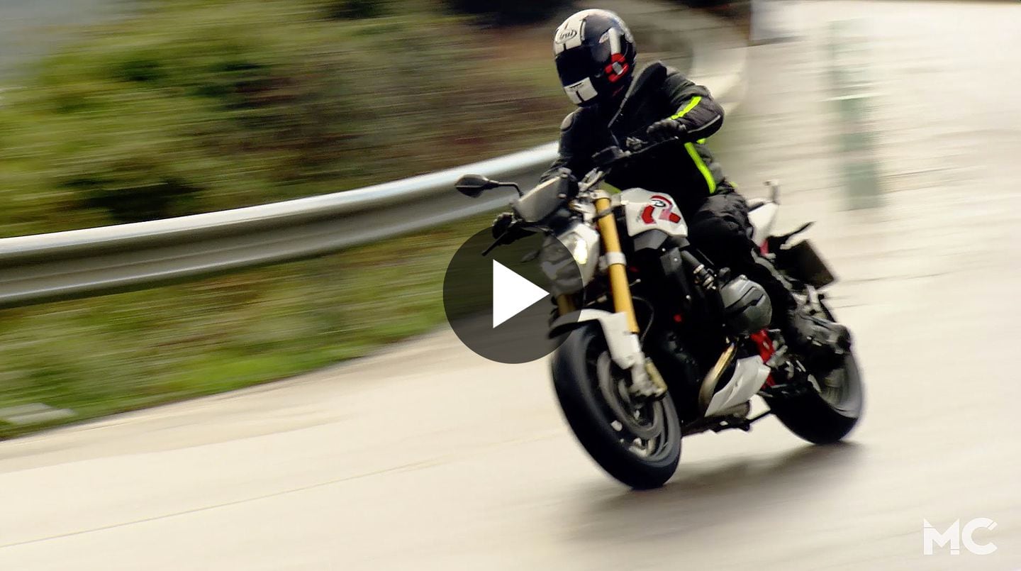 VIDEO First Ride Review: 2015 BMW R1200R Roadster | Motorcyclist