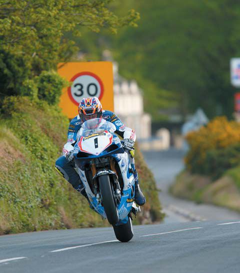 David Jefferies (9/18/1972-5/29/2003) | Feature Review | Motorcyclist