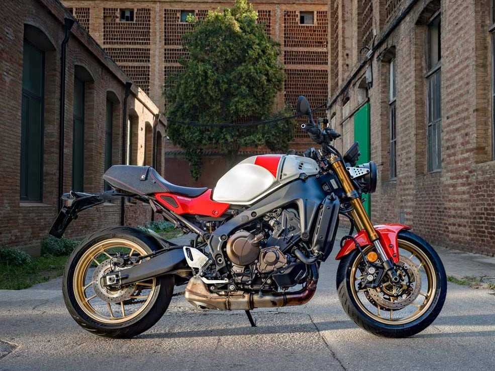 2025 Yamaha XSR900 Preview | Motorcyclist