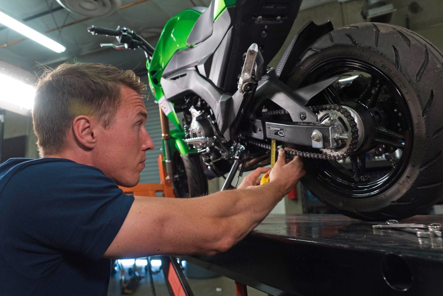 Motorcycle Chain Video Tech Tips from the MC Garage | Motorcyclist