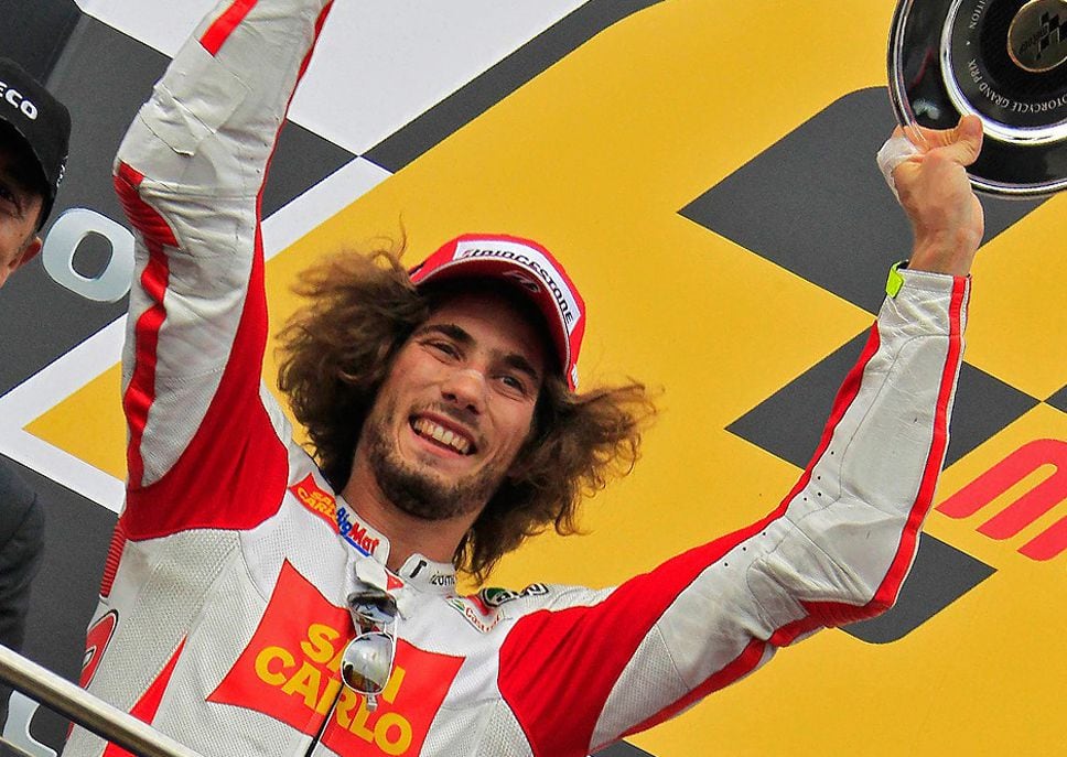 Marco Simoncelli Inducted Into MotoGP Legends Hall of Fame | Motorcyclist
