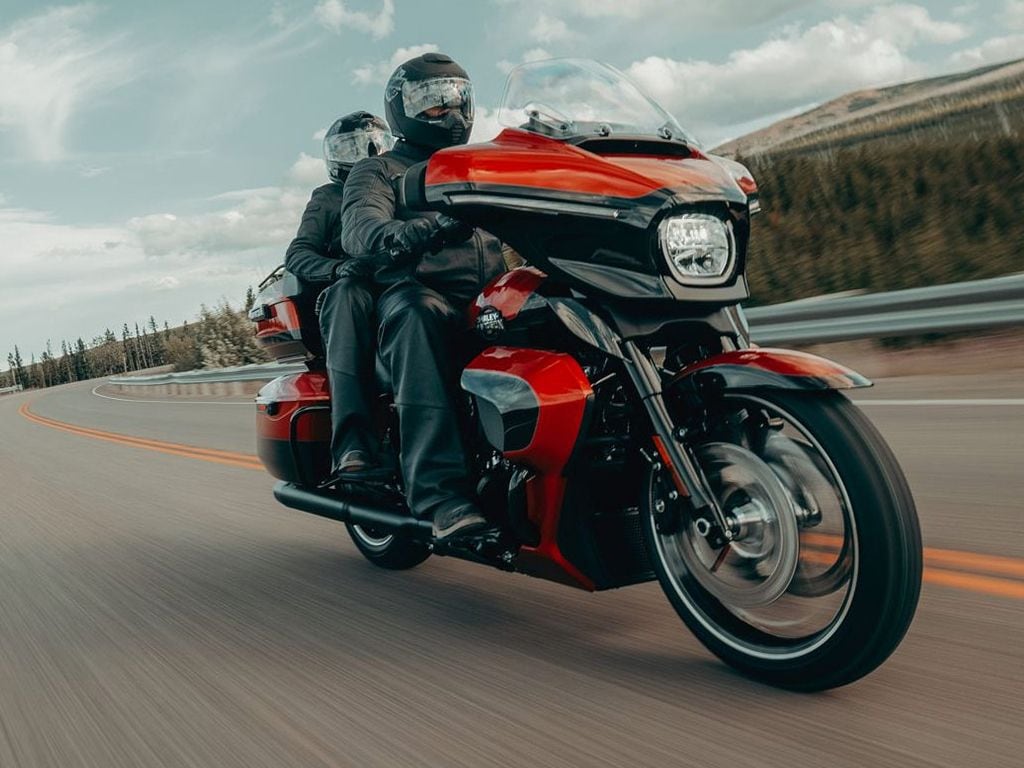 Best Two-Up Motorcycles of 2025 | Motorcyclist