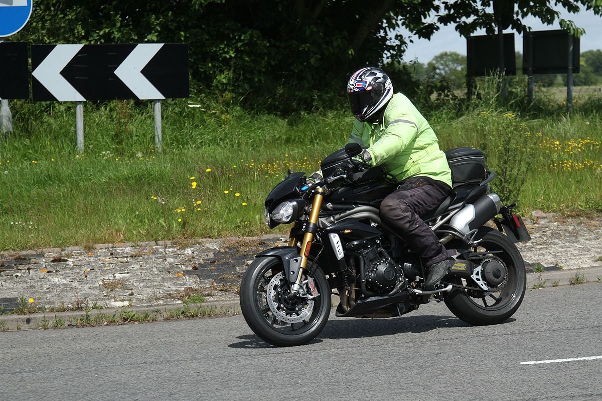 FIRST LOOK: Triumph Speed Triple | Motorcyclist