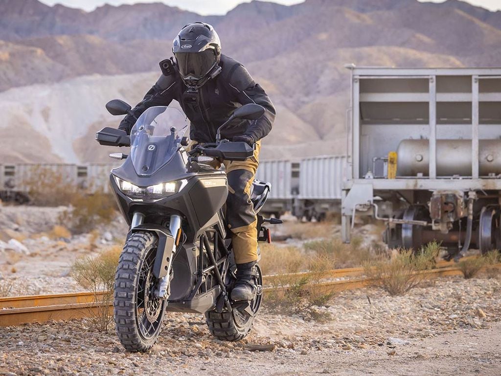2025 Zero Motorcycles DSR/X Electric Bike Review | Motorcyclist