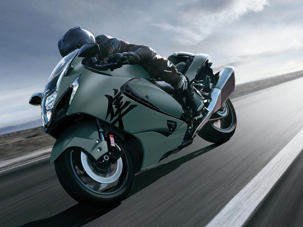 2025 Suzuki Hayabusa GSX1300R Preview | Motorcyclist