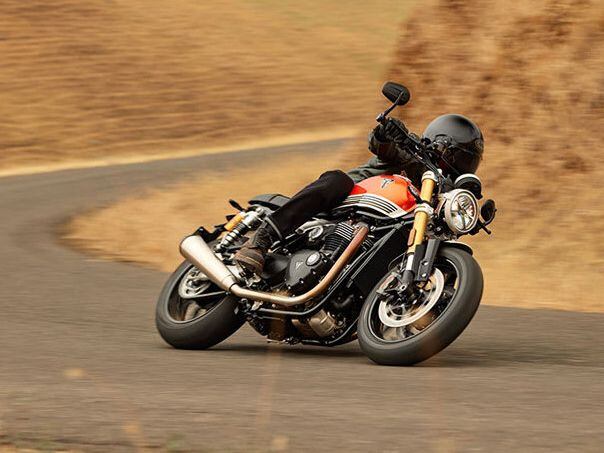 2025 Triumph Speed Twin 1200 and Speed Twin 1200 RS Preview | Motorcyclist