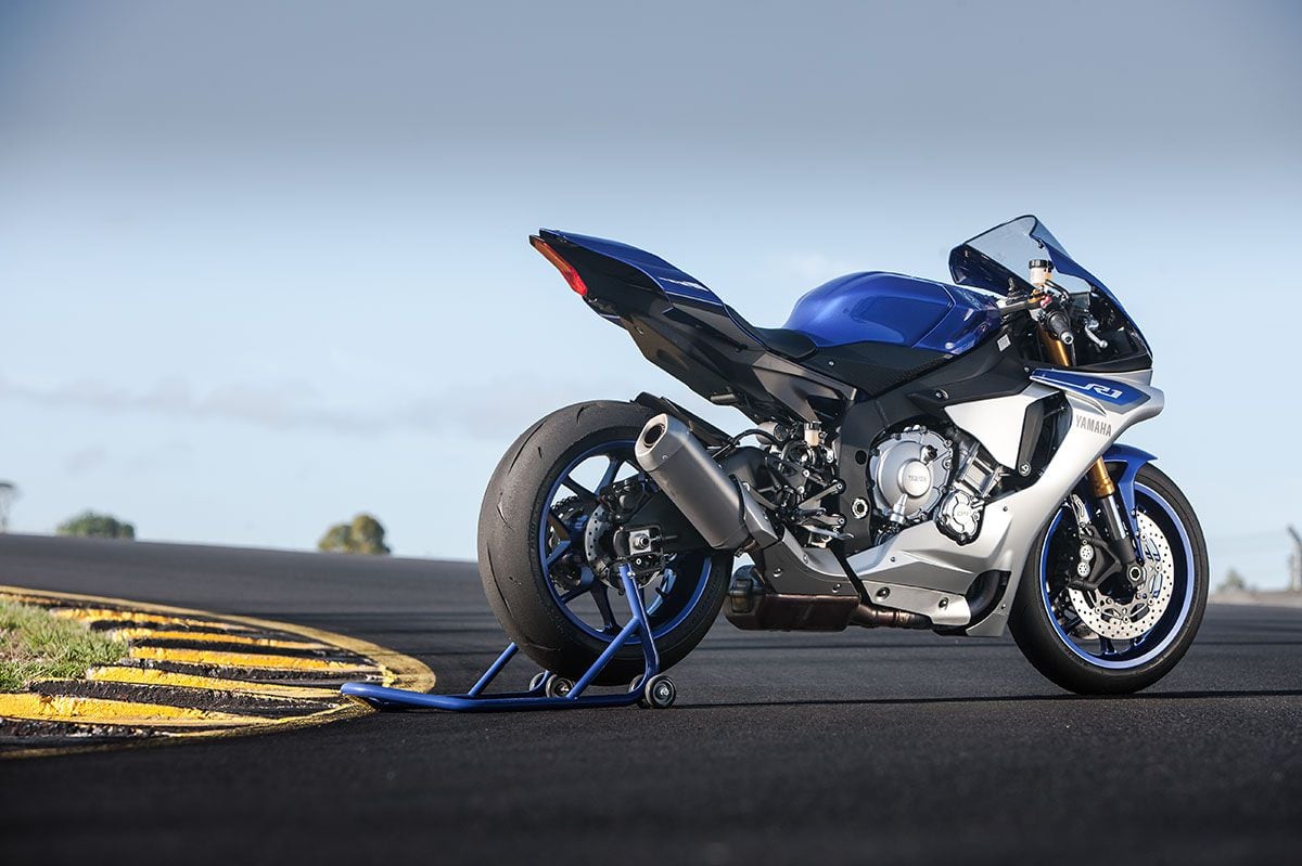 LONG_TERM TEST: Yamaha YZF-R1 | Motorcyclist