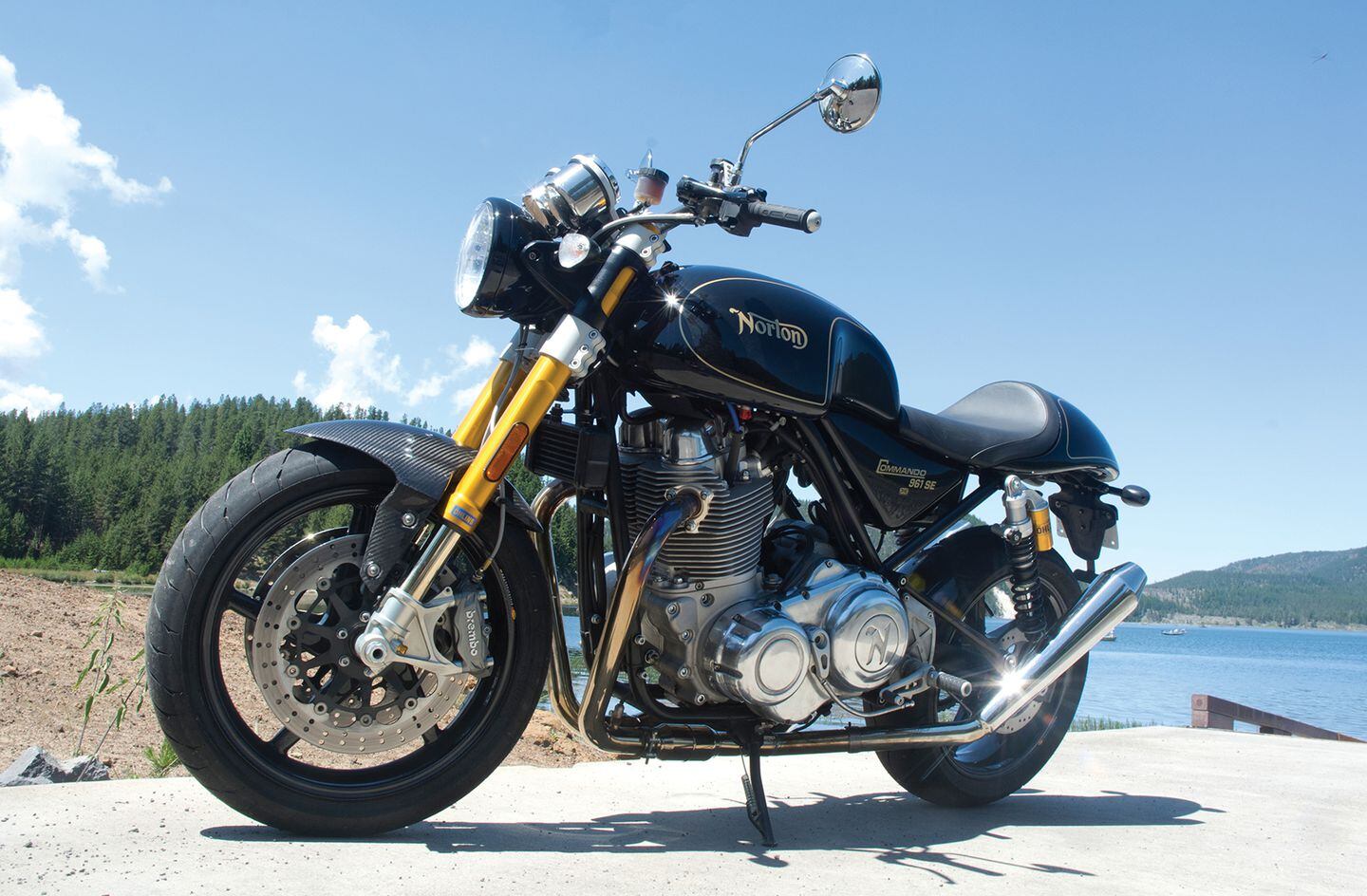 Behind Bars: Homeward Bound on a Norton Commando 961 | Motorcyclist