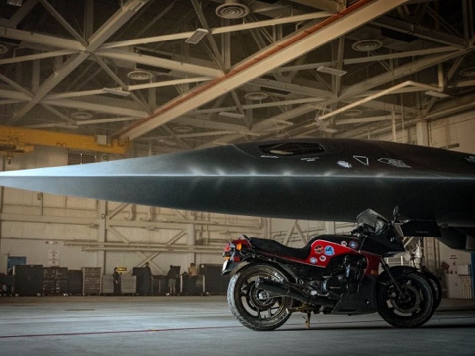 Kawasaki To Reprise One of Its Finest Roles in Top Gun: Maverick ...