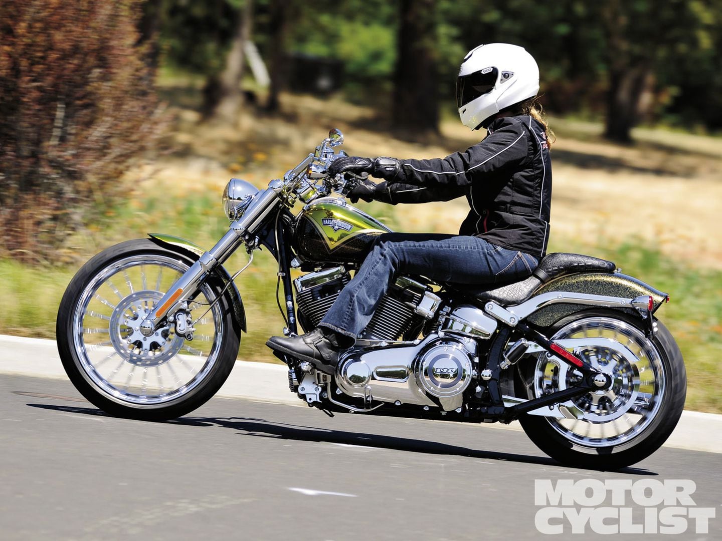 2013 Harley-Davidson CVO Breakout Softail Review | Motorcyclist