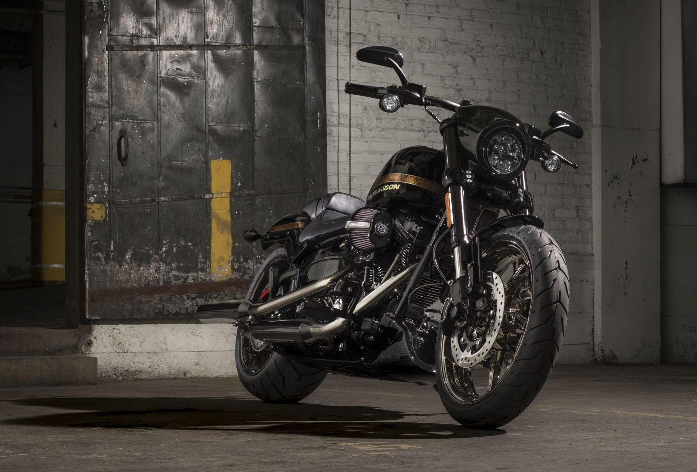 2016 CVO Pro Street Breakout Coming From H-D | Motorcyclist