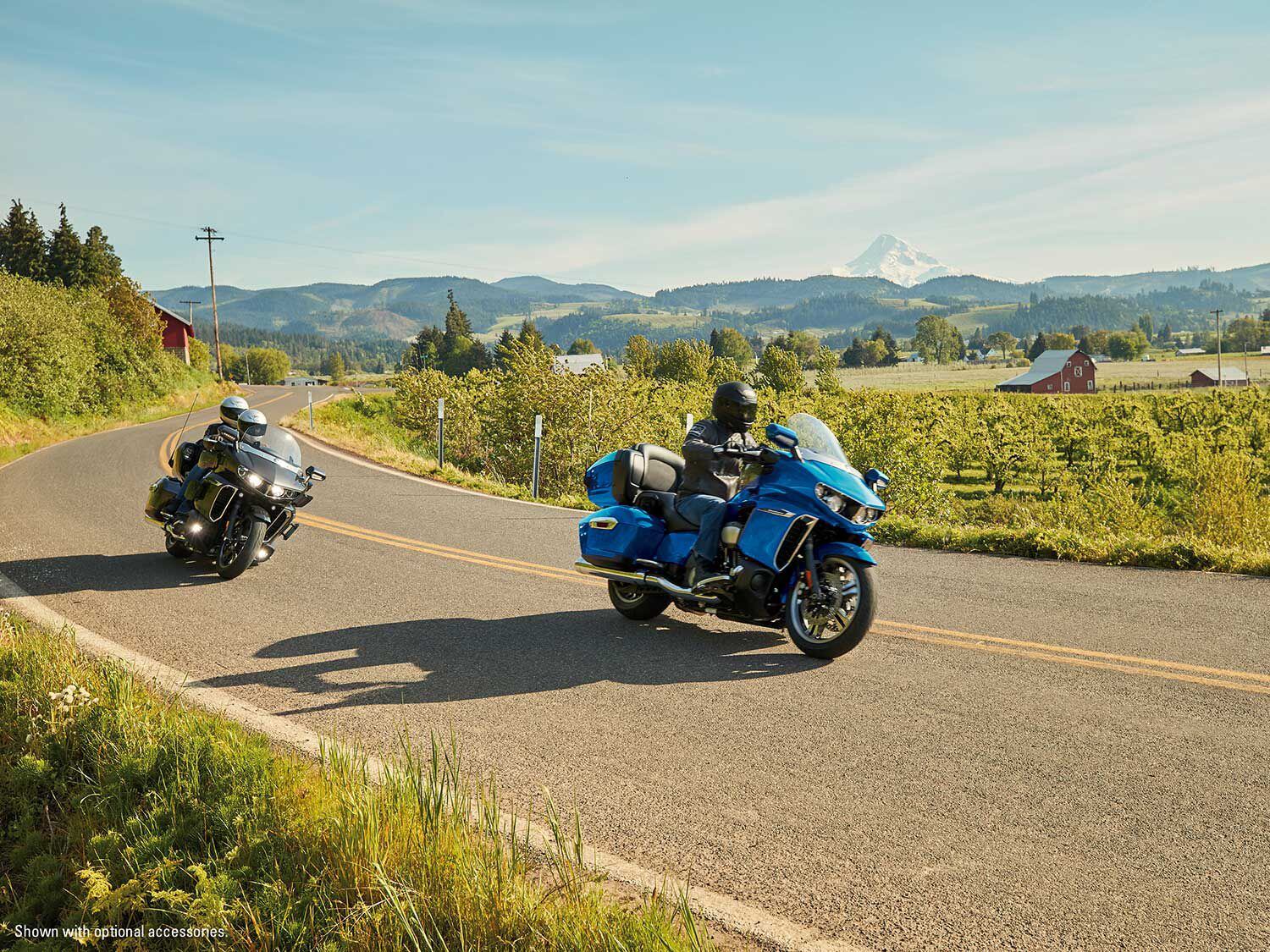 Best Sport Touring Motorcycle For Two Up Riding | Reviewmotors.co