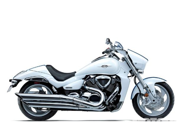 Suzuki Boulevard White