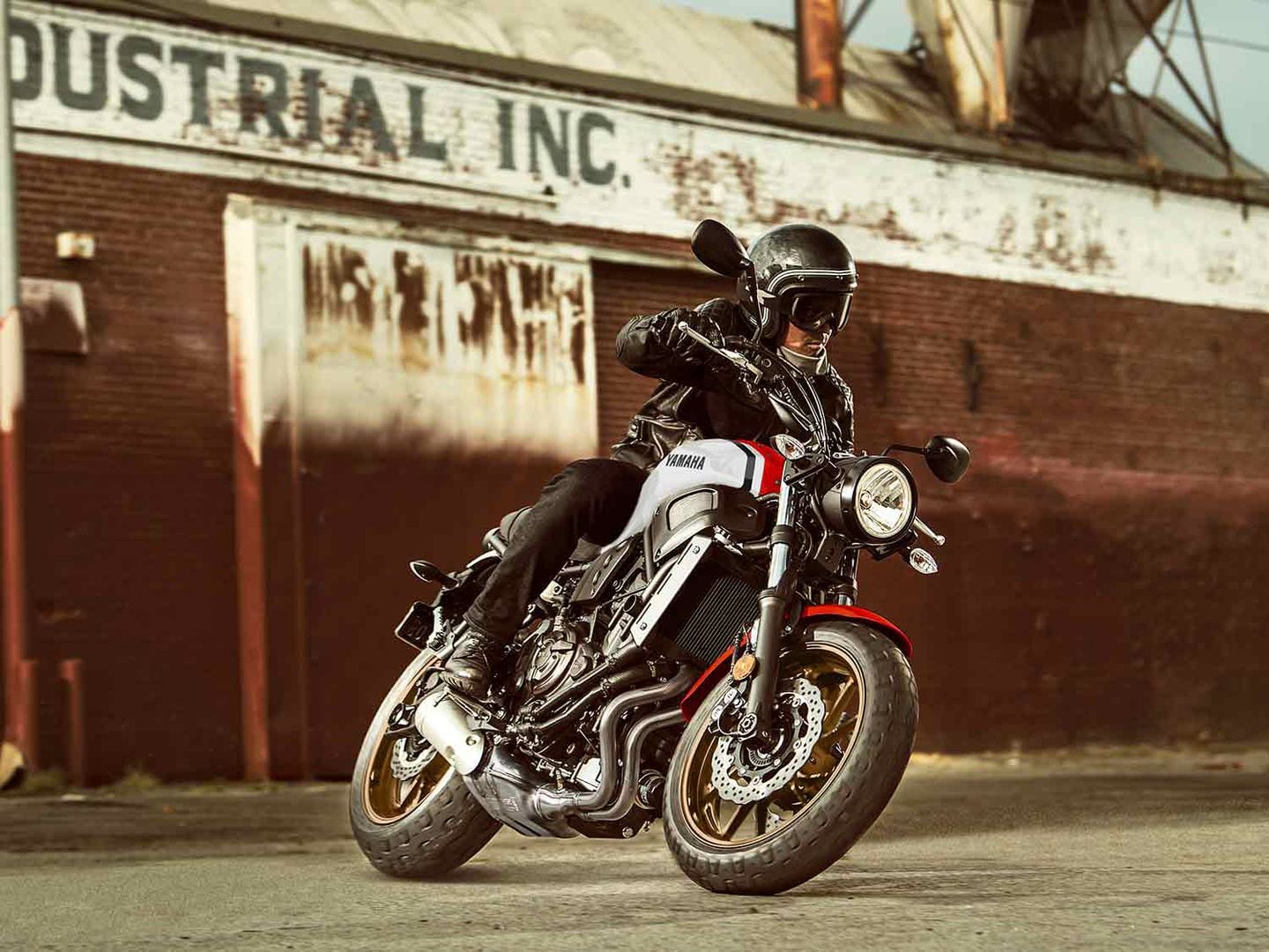 2021 Yamaha XSR900 and XSR700 First Look Preview Photo Gallery ...
